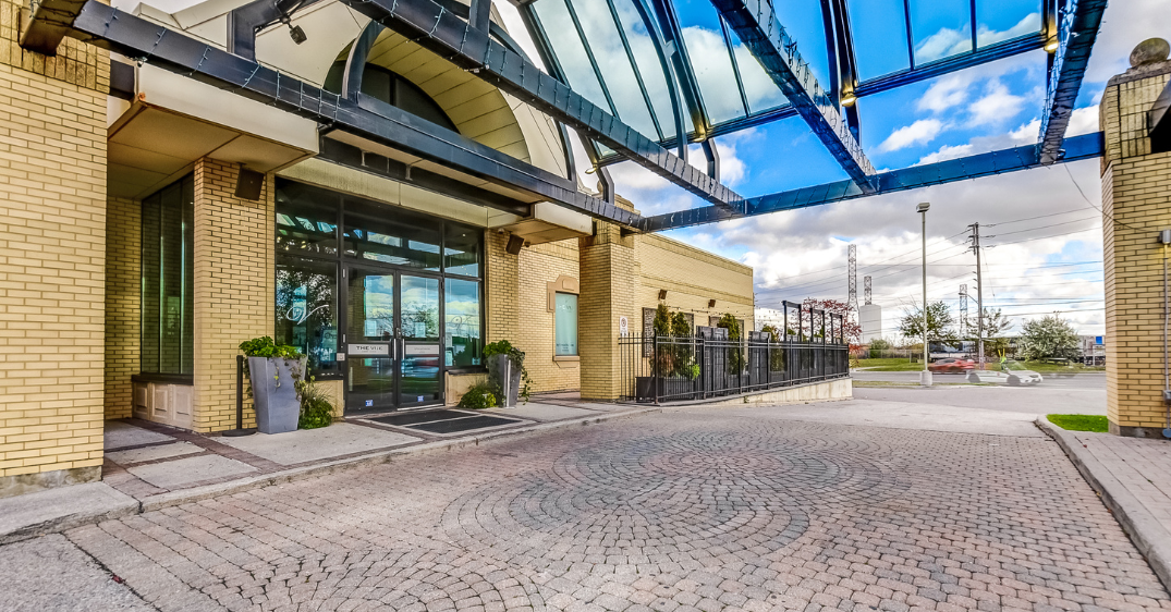 Explore the Heart of Richview, Toronto | Minto Apartments