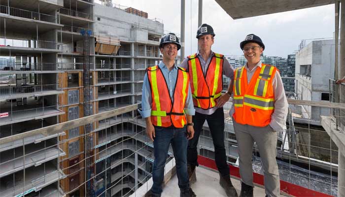 Minto Capital Celebrates Topping Off at 39 Niagara